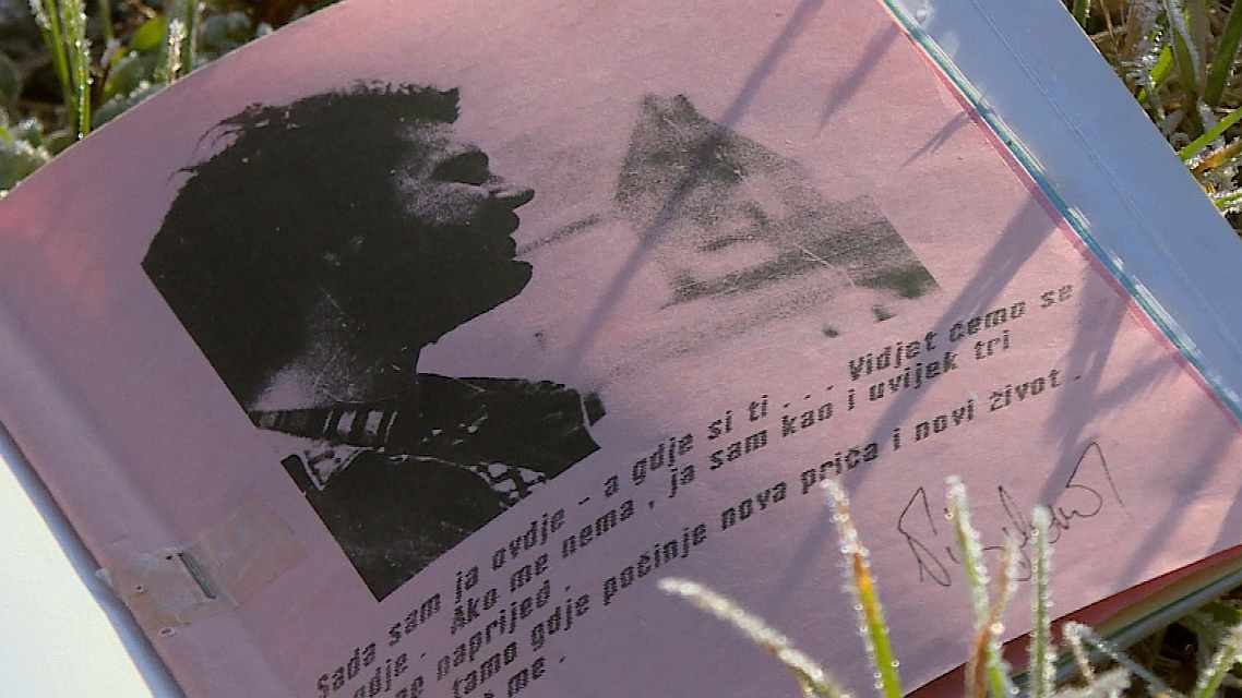 Momo (Momo, 2022) - Film