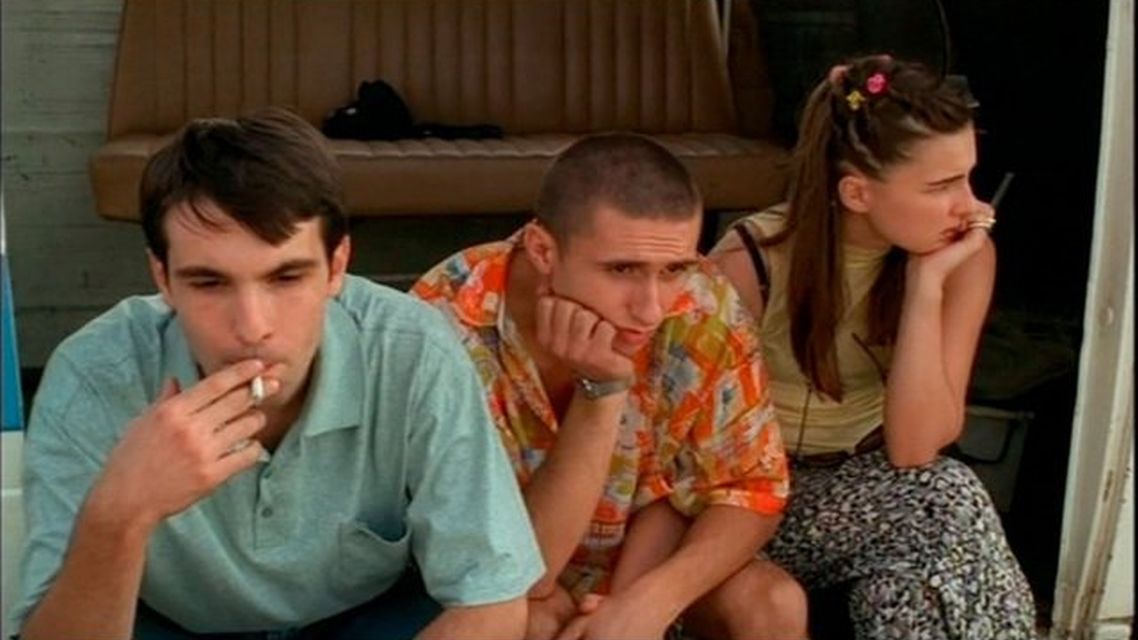 Roba i novac (Stuff and Dough / Marfa Si Banii, 2001) - Film