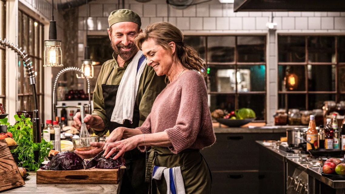 Magija ljubavi (Tisdagsklubben / Food and Romance, 2022) - Film