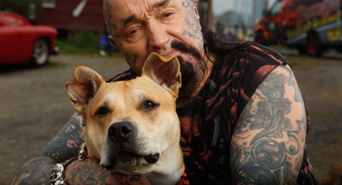 Spasioci (Rescue Ink Unleashed , 2009) - Film