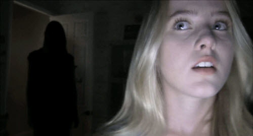 Paranormalno 4 (Paranormal Activity 4, 2012) - Film
